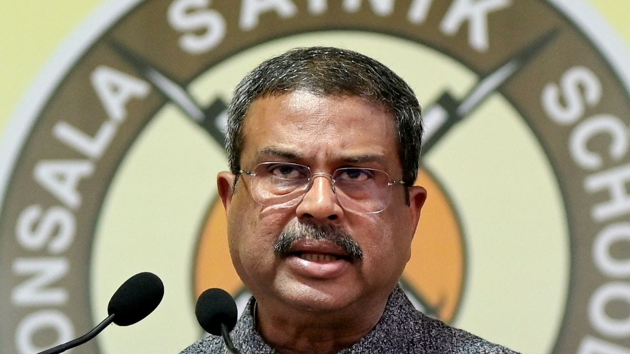 Dharmendra Pradhan slams Stalin, calls three-language imposition claim ...