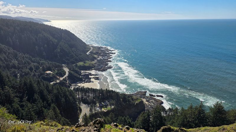 This Oregon Coast stop lets you visit four incredible natural wonders ...