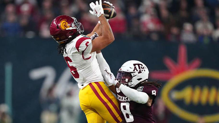 Makai Lemon's one glaring weakness has NFL draft scouts questioning his ...