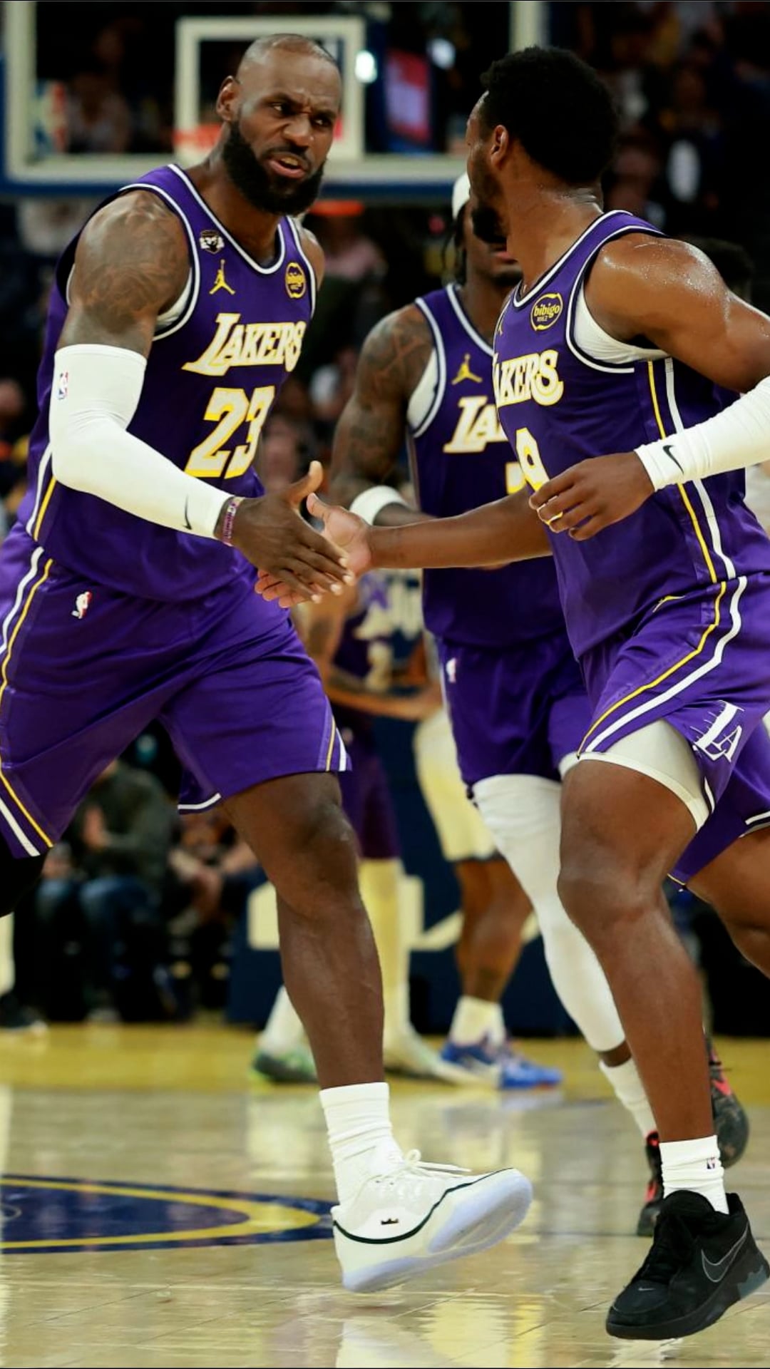 Bronny James sets up LeBron for first-ever son-to-father assist