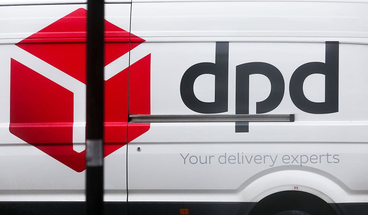 DPD announces suspension of services in Ireland over fuel protests