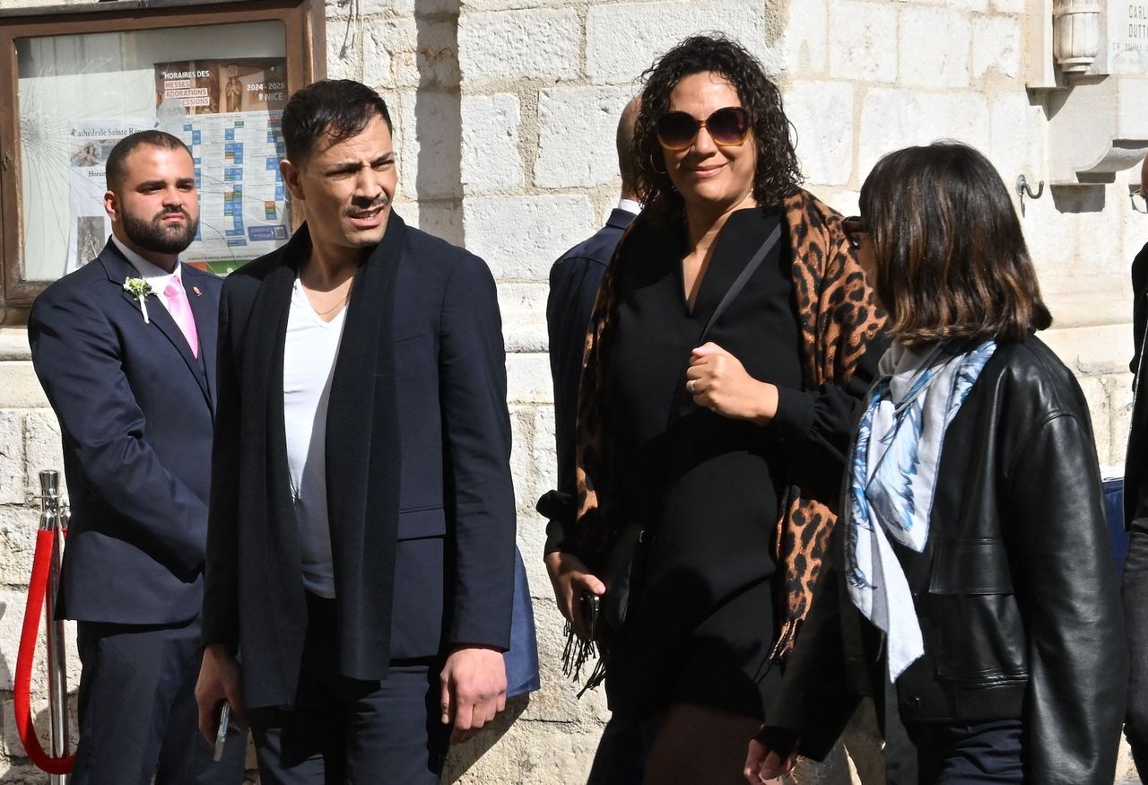 Obsèques de Loana : Steevy Boulay, Christophe et Julie Mercy... Le Loft ...