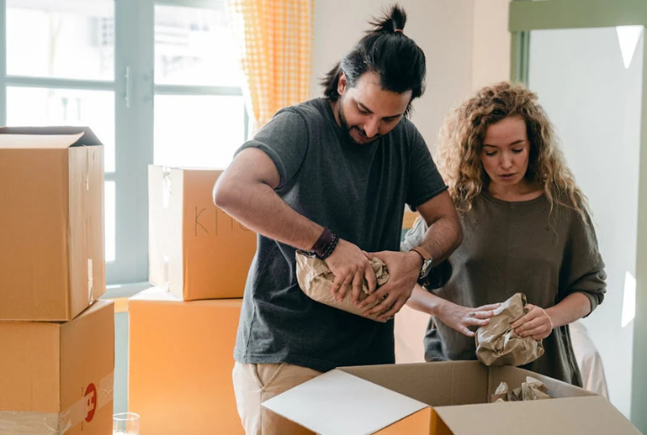 10 smart strategies to maintain an uncluttered living space