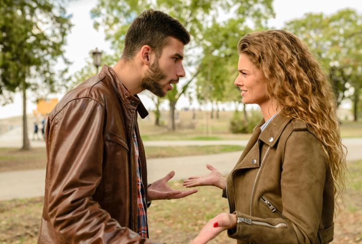 Habits that turn marriage from bliss to breakup