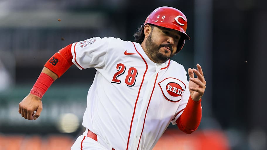 Eugenio Suárez's slow start should have Reds fans concerned but not ...