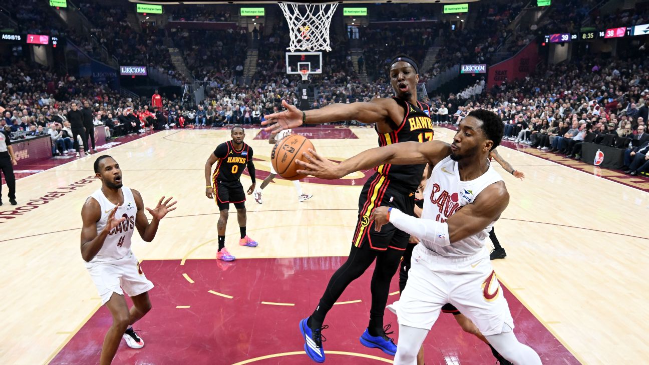 Fantasy basketball picks, DFS and betting tips for Friday's NBA games