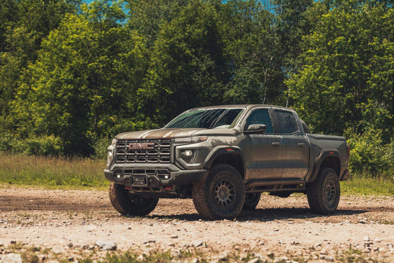 Report: GMC is bringing back the Jimmy as a body-on-frame SUV, but will ...