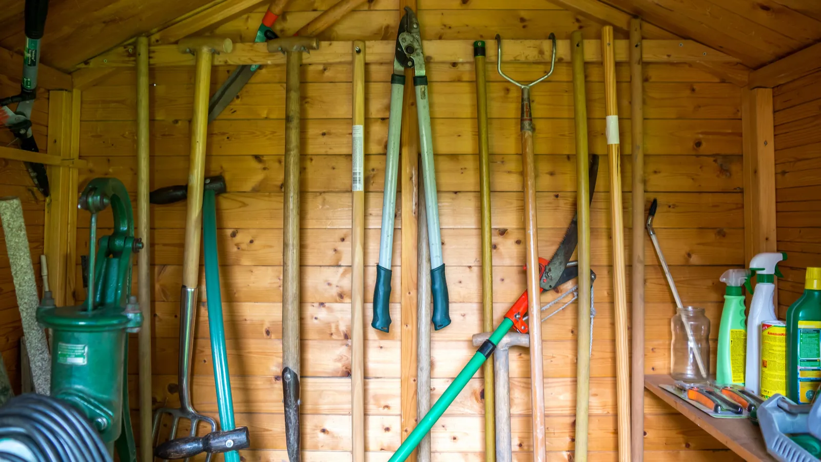 Backyard storage ideas that save time and money