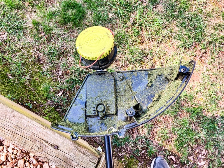 The Ryobi Expand-It string trimmer offers flexibility without compromise