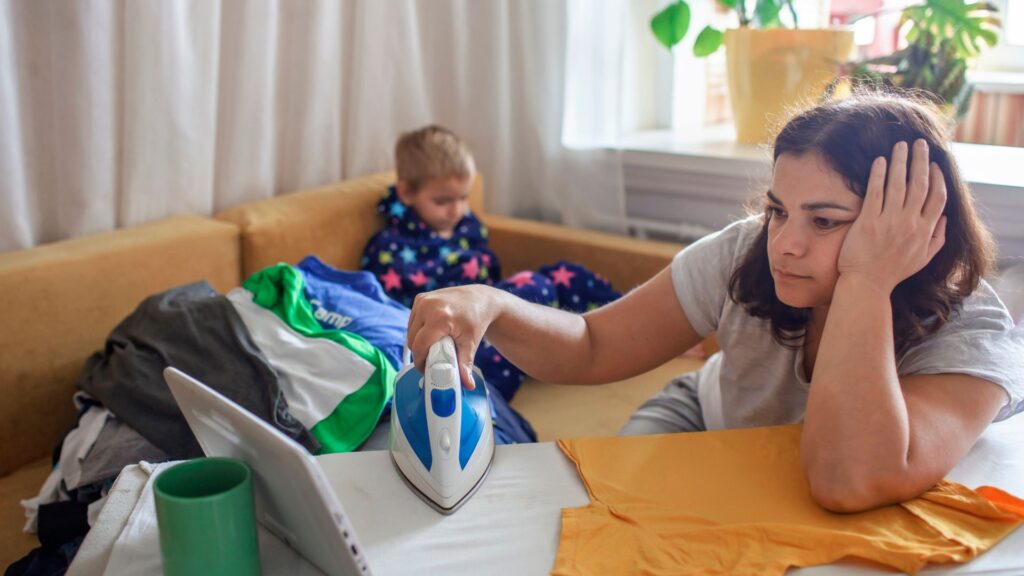 Husband Gets Mad When Chores Aren’t Done & Says It’s Mom of 2’s Sole ...