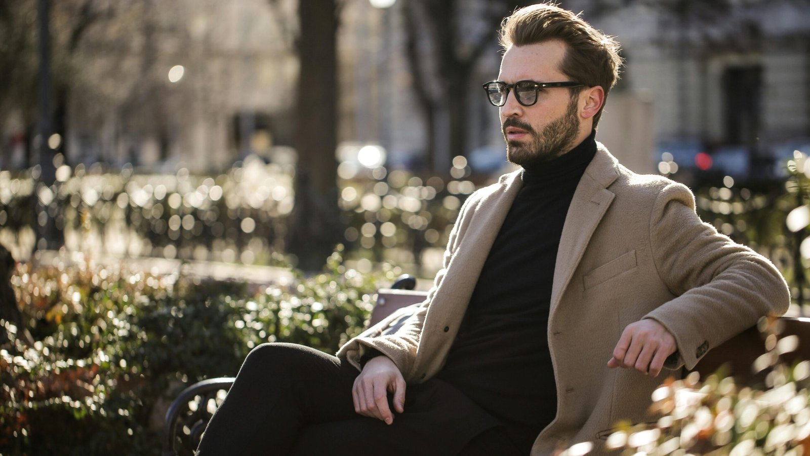 According to a study, this physical detail makes men very attractive