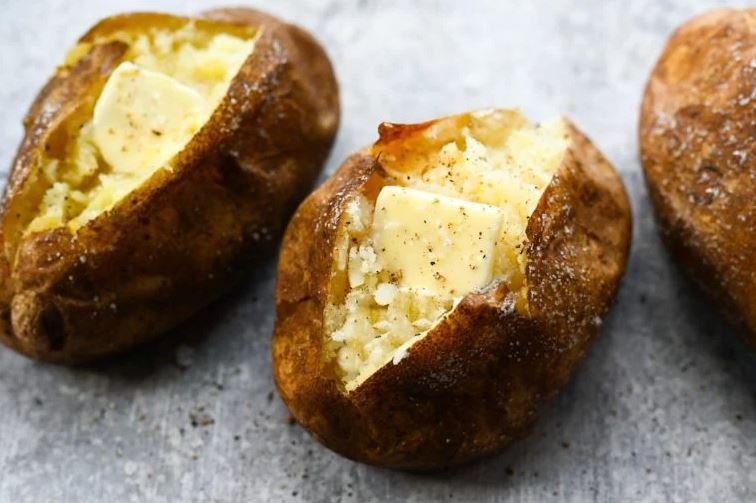 Never fail again: The oven temperature secrets for perfect baked potatoes