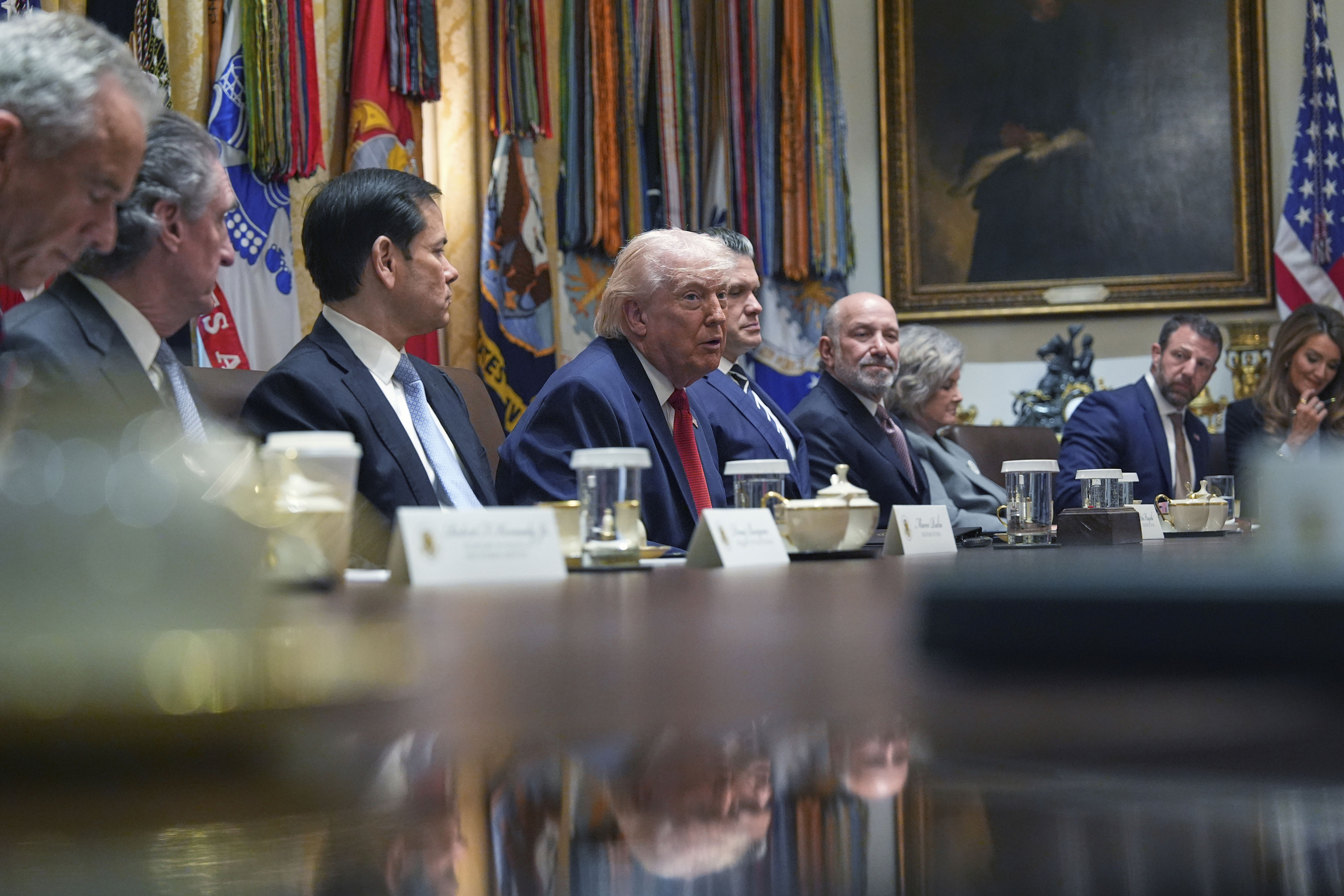 Donald Trump discussing mass pardons: Report