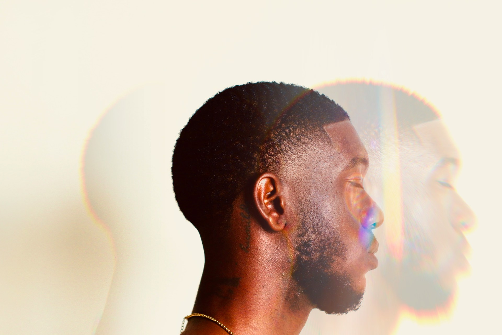 14 behaviors that signal low self-esteem