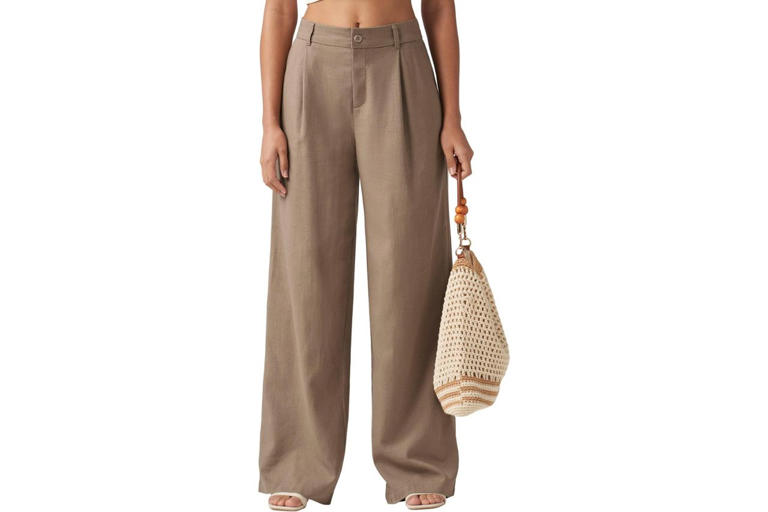 Spring 2026's coolest style trend isn't new at all: Effortless ’90s ...