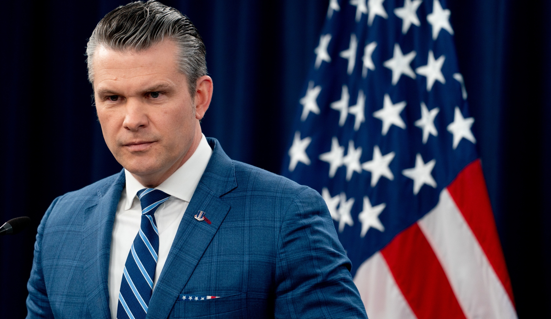 Pete Hegseth’s hot mic moment goes viral & the internet has already ...