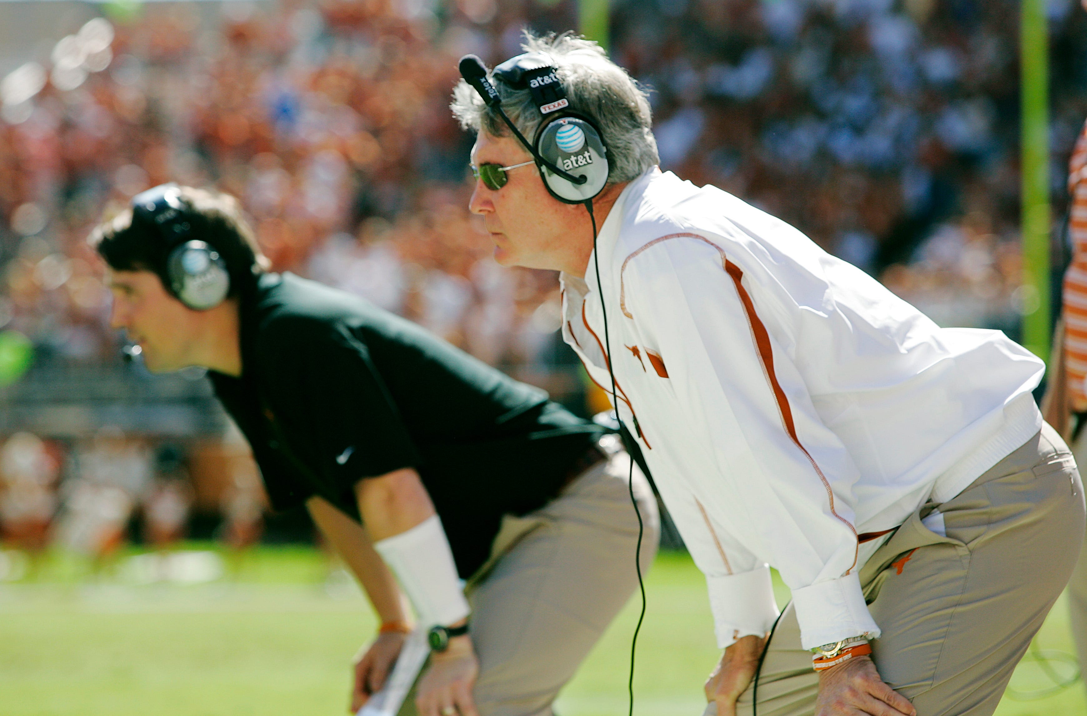 Mack Brown visits Texas football coaches Will Muschamp, Blake Gideon