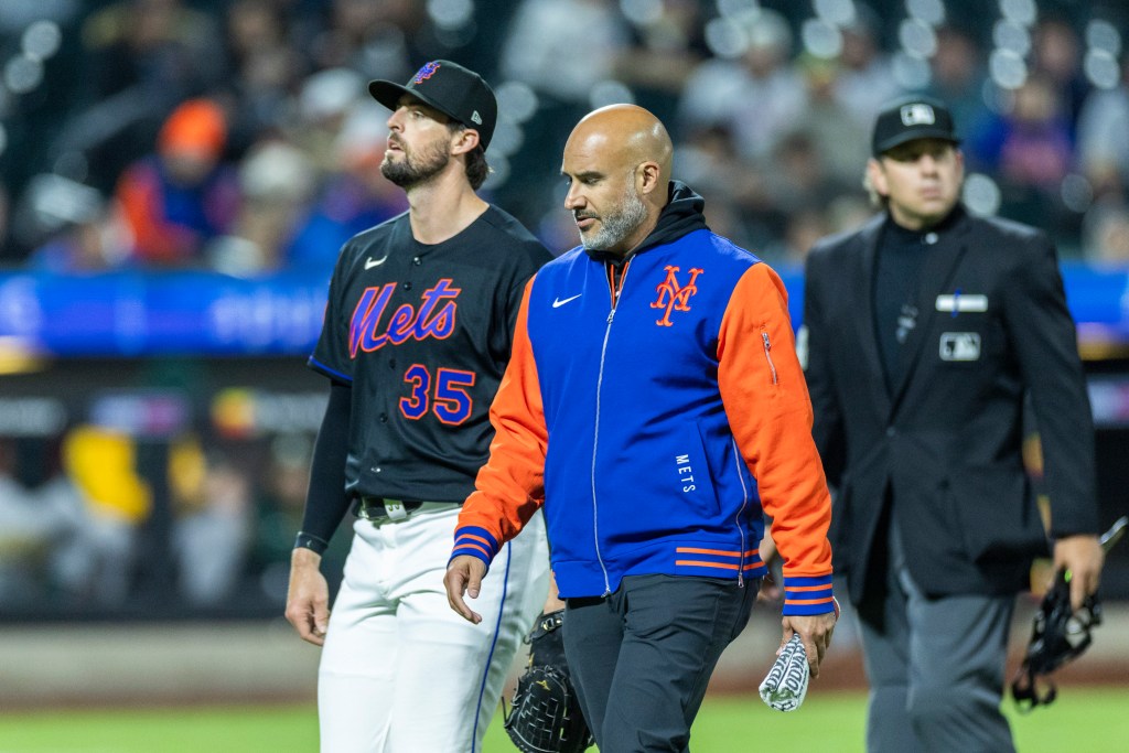 Mets’ Clay Holmes exits with left hamstring tightness — but he’s ...