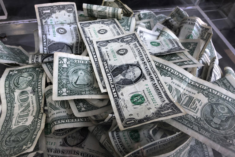 Consumer Price Index shows big spike in inflation as gas prices rise