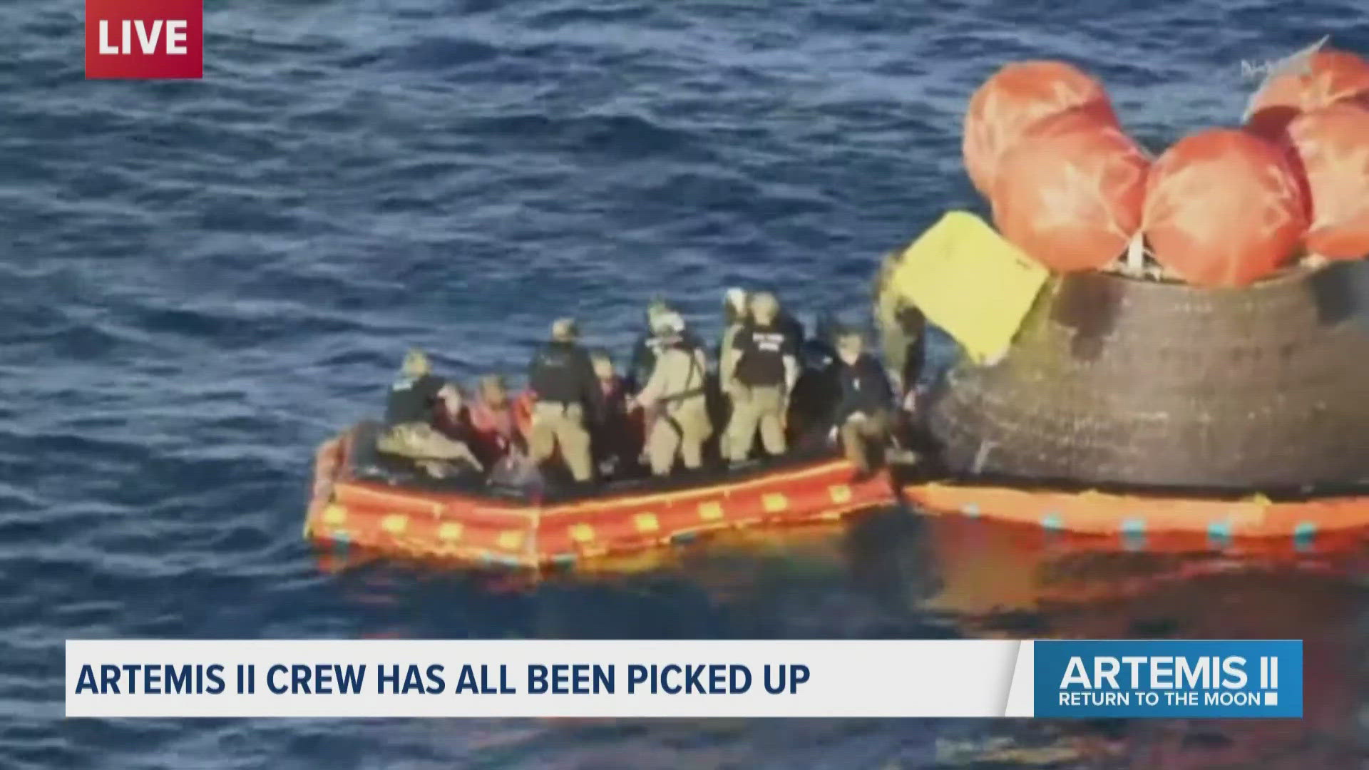 Reid Wiseman exits Orion capsule, the last of the four Artemis II crew ...
