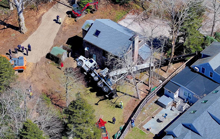 Ex-Cape Cod college president engaged in 'inappropriate' conduct ...