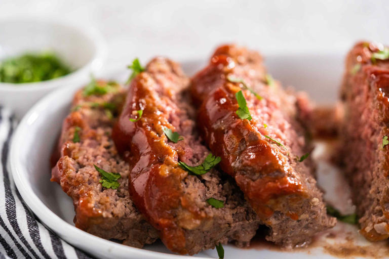 I asked 4 chefs how to make the best meatloaf—here's what they said