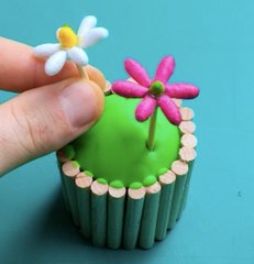 Cute decoration from Q-tips 💐