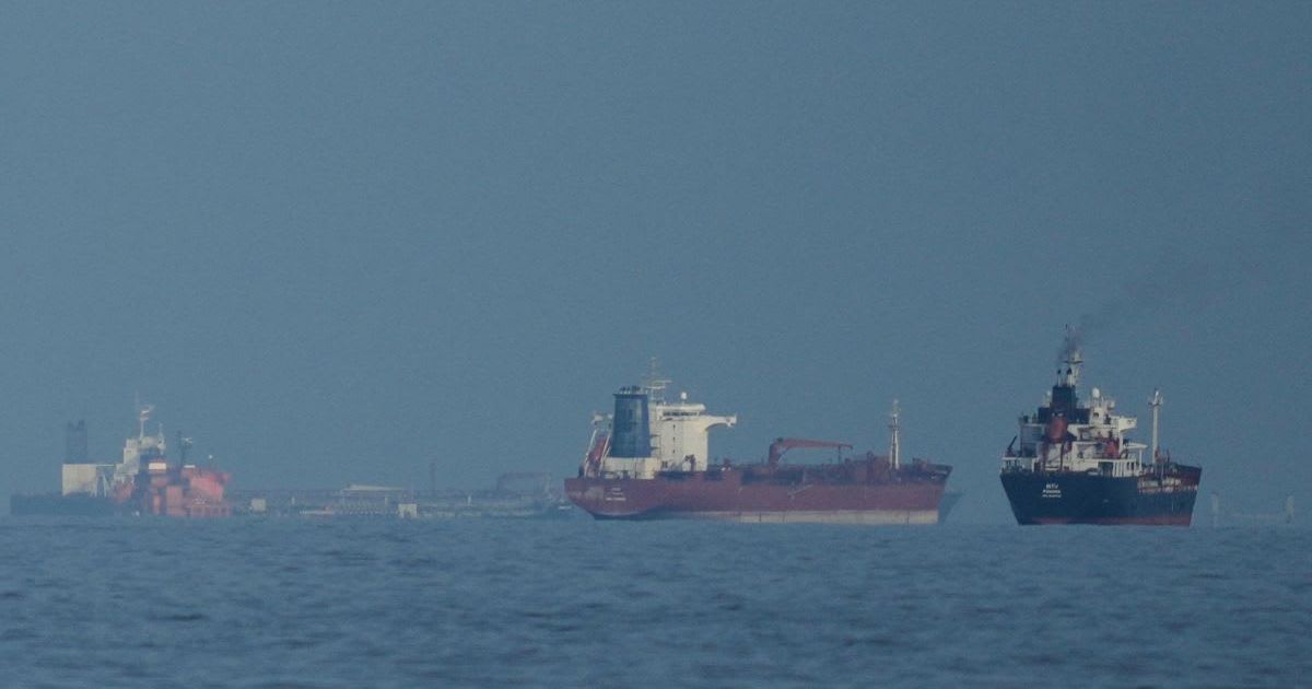 Iran unable to reopen Strait of Hormuz after losing track of where it ...