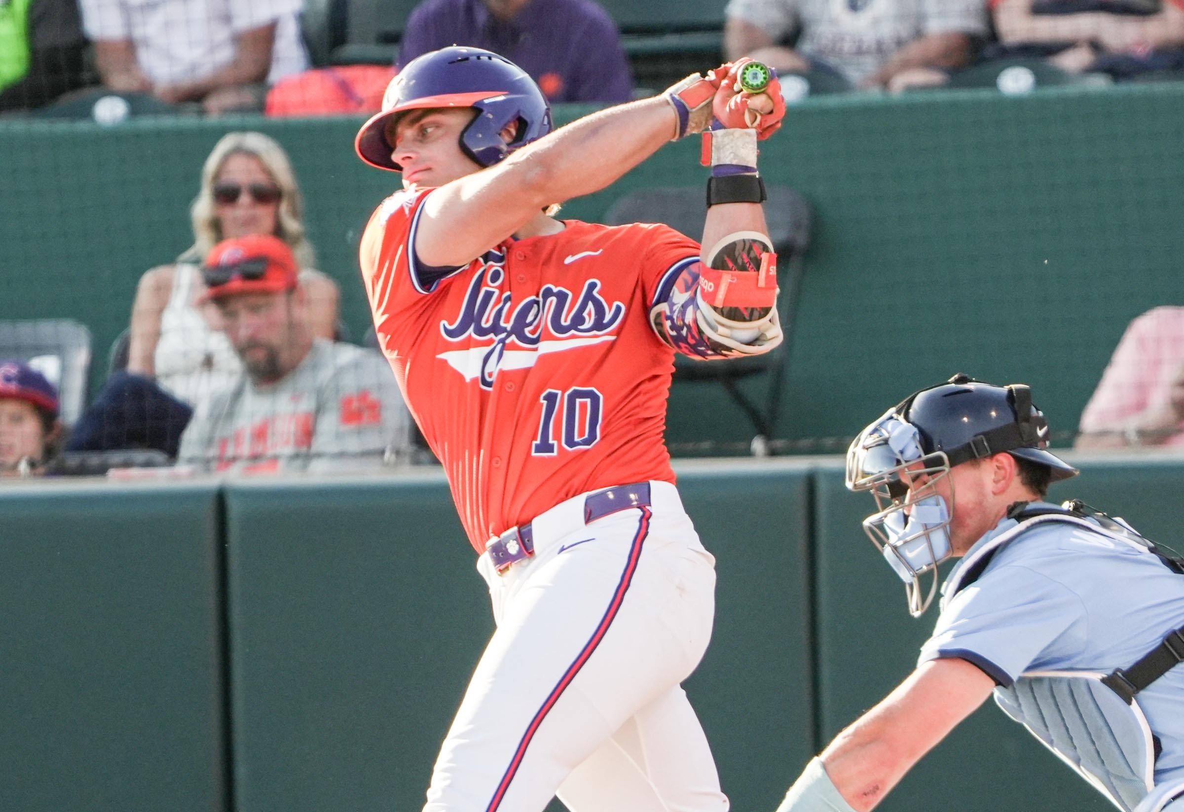 Clemson starting infielder enters name in transfer portal, Tigers lose more