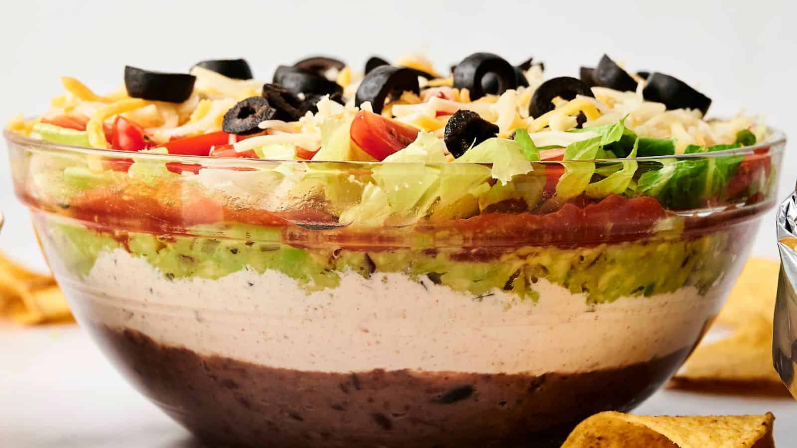 19 cheesy recipes that got passed around the table before anyone ...