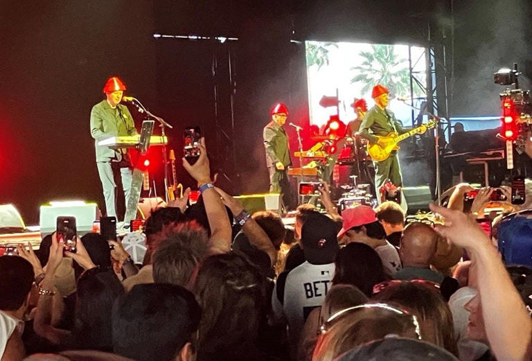 Devo makes its return to Akron with 'Mutate, don’t stagnate' tour