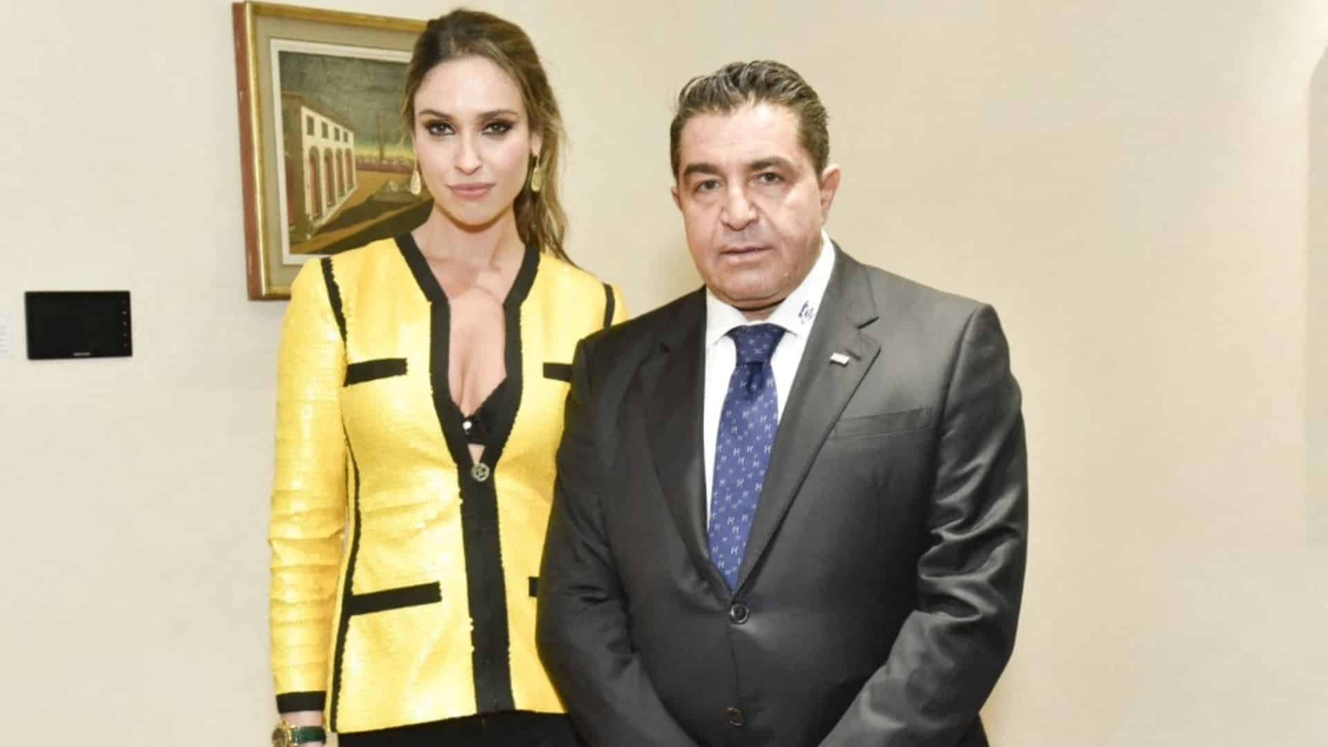 Quem é Amanda Ungaro, modelo brasileira que ameaça delatar Trump e ...