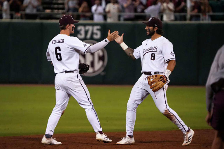 Texas A&M baseball vs Texas: Game to restart at 4 p.m. after rain delay