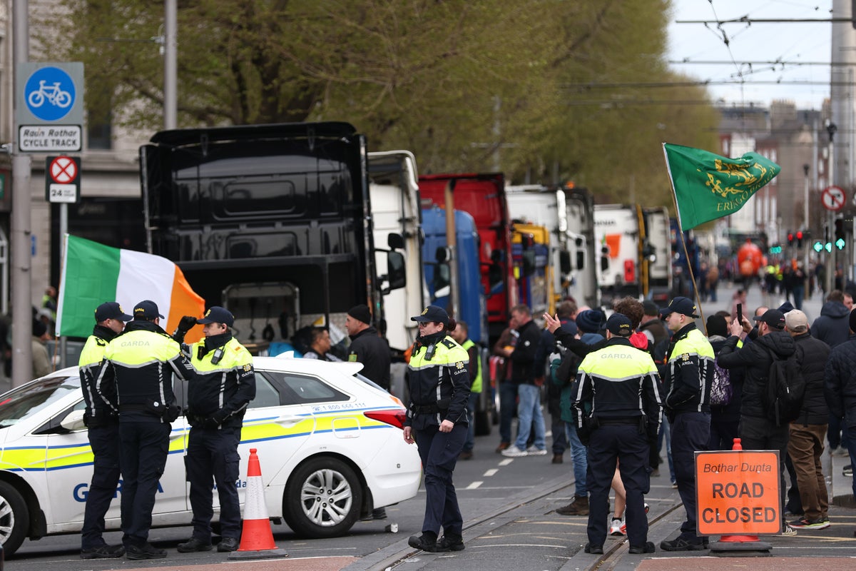 Irish police clear demonstrators to reopen refinery as fuel protest ...