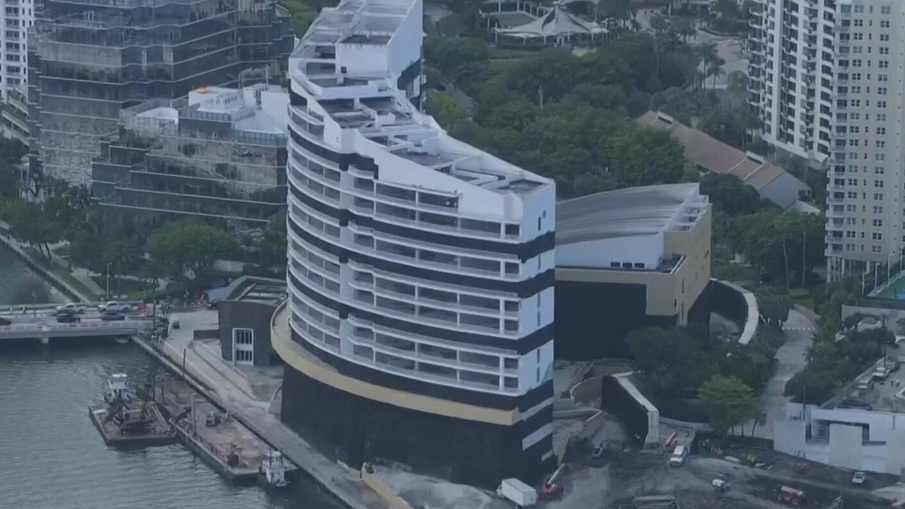 Mandarin Oriental Hotel set for implosion