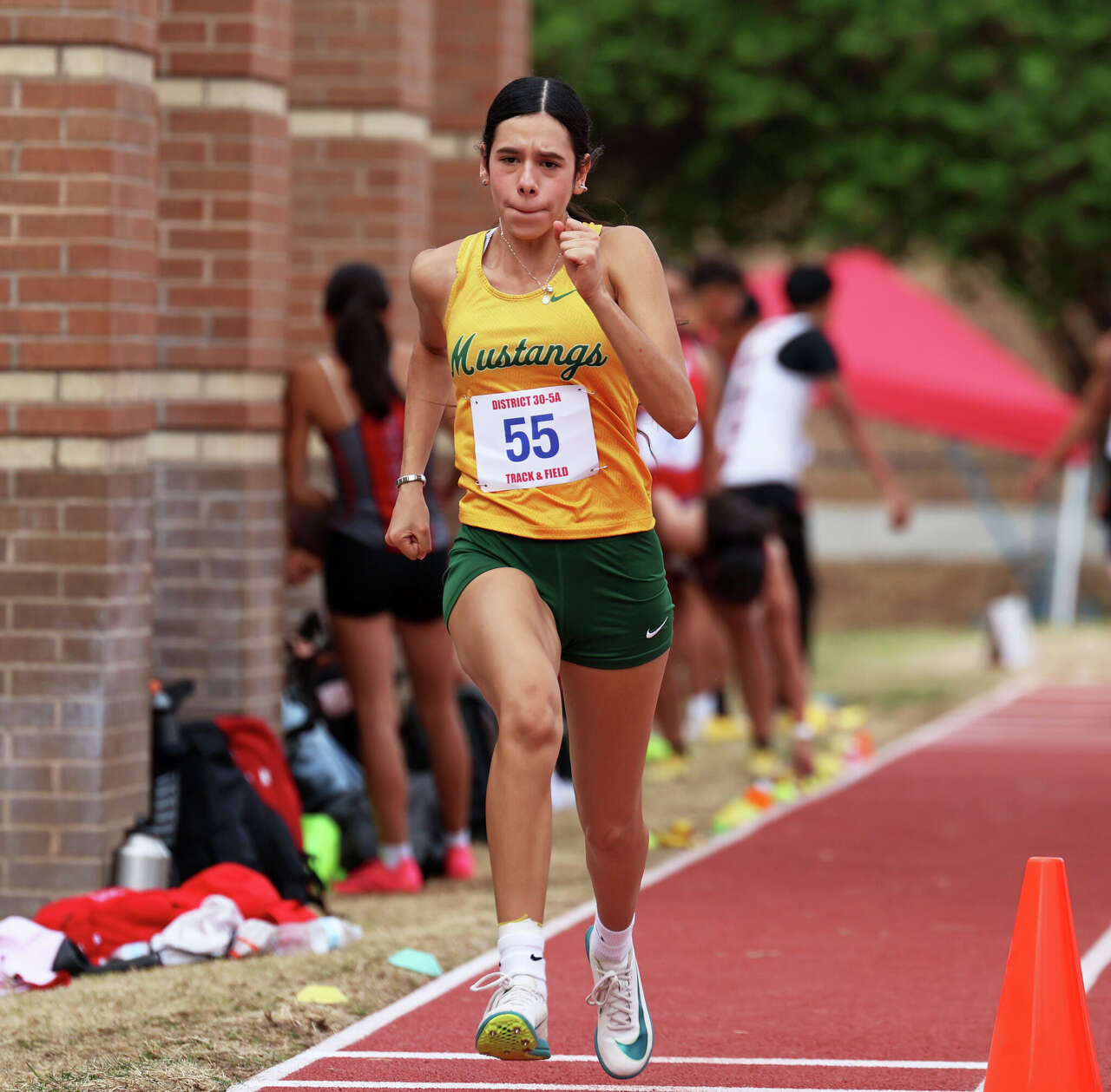 Nixon student-athletes earn $40,000 legacy scholarships