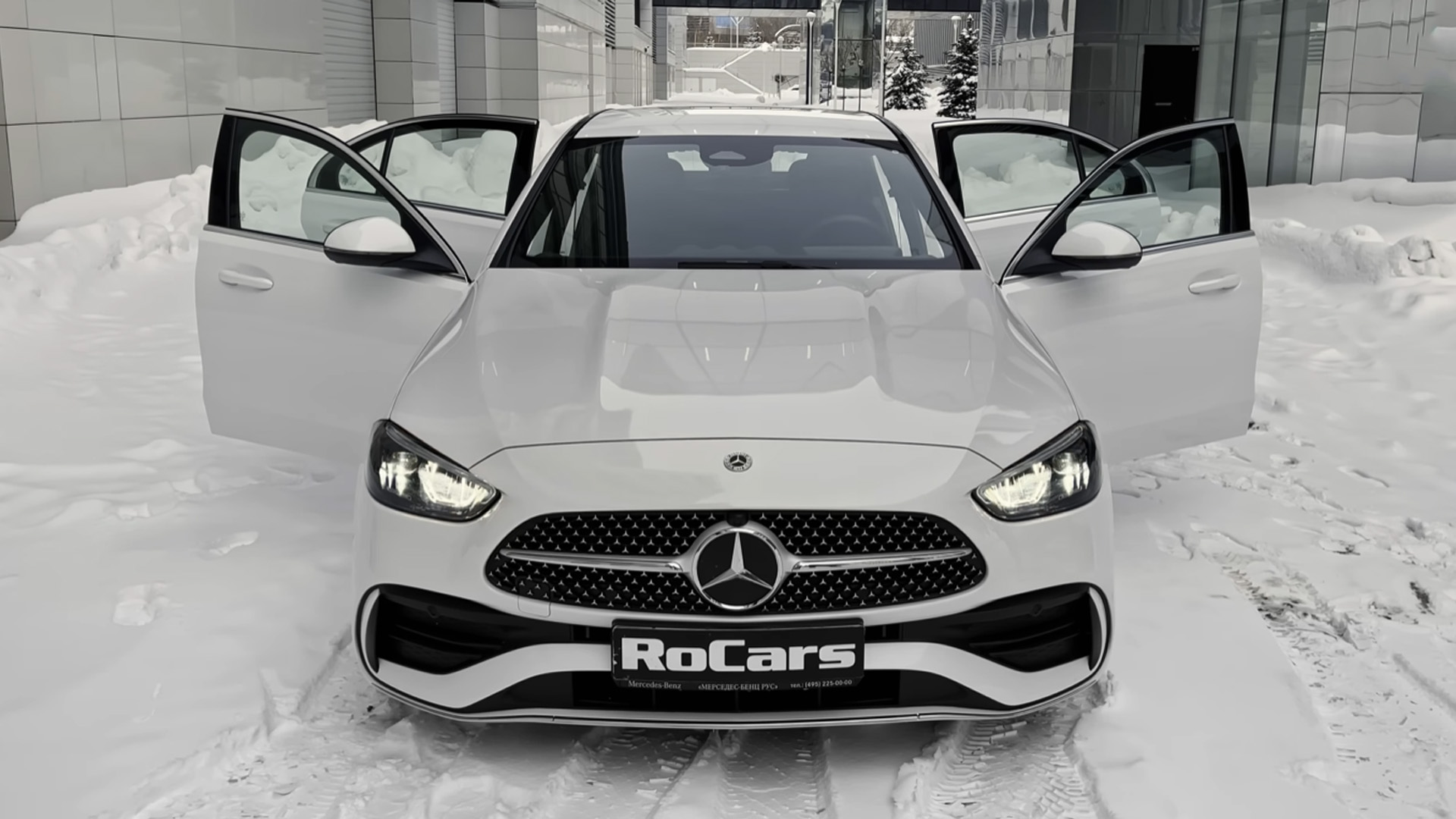 Mercedes C-Class design and cabin details