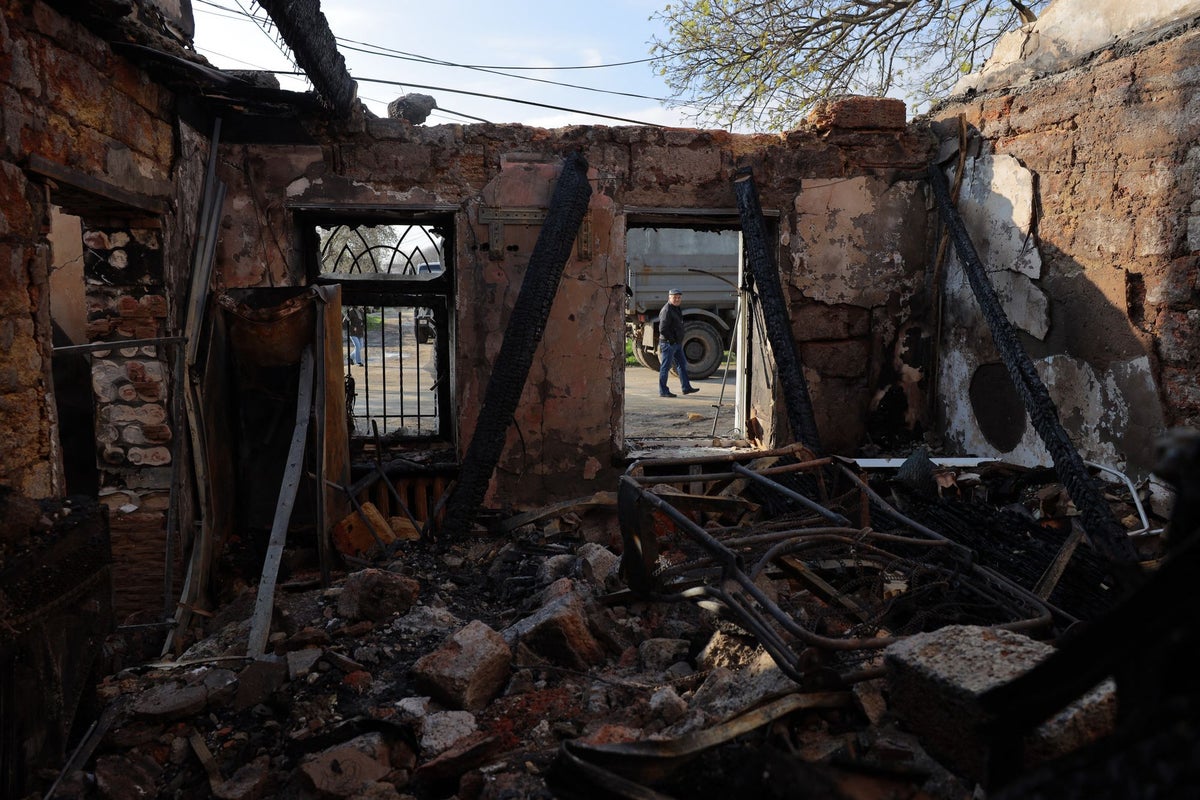 Russian strikes kill two ahead of 32-hour ceasefire