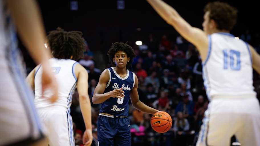 This player is the future for Michigan basketball, watch him take on ...