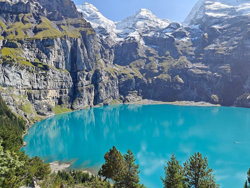 14 stunning lakes in Switzerland that deserve more than a quick photo stop