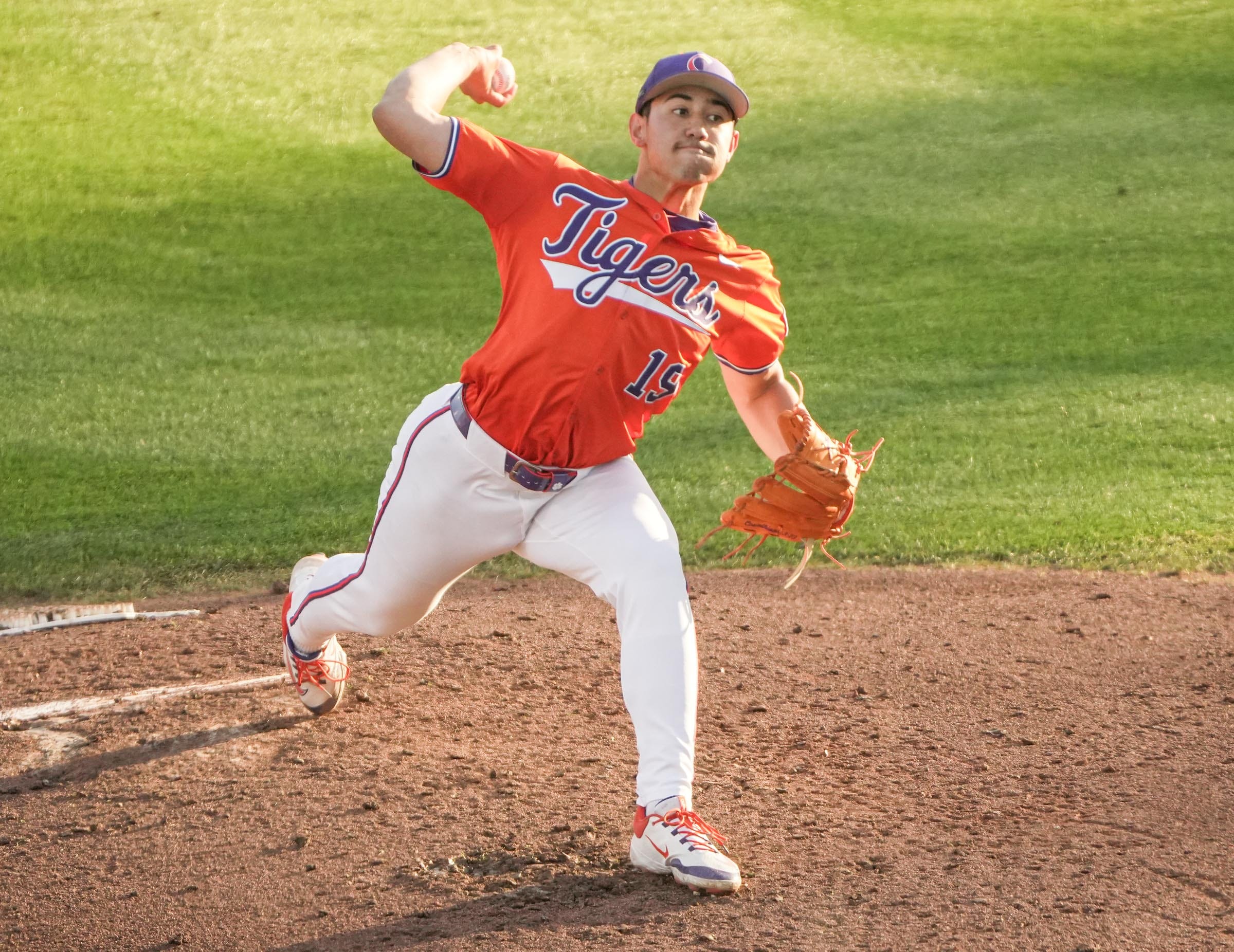 Clemson baseball loses game 1 vs Virginia after ninth-inning rally ...
