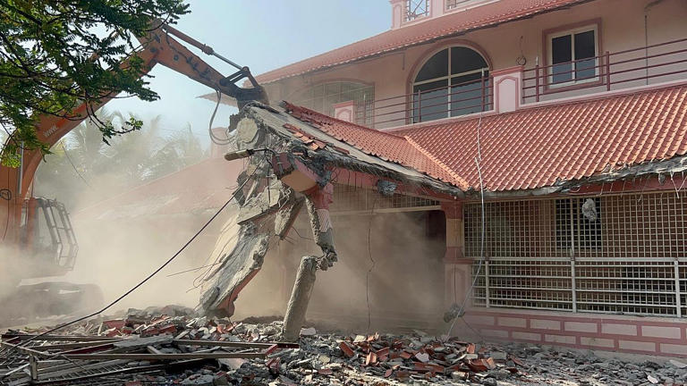 HYDRAA demolishes six-storey building amid dispute over 40-year-old ...