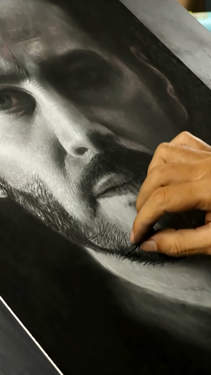 Keanu Reeves portrait drawing tutorial: Step-by-step lifelike expression