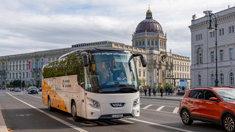Rick Steves' best tips for choosing the right European bus tour and how ...