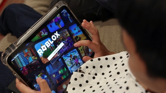 Roblox down: What to do amid massive server issue? Company's one-line ...