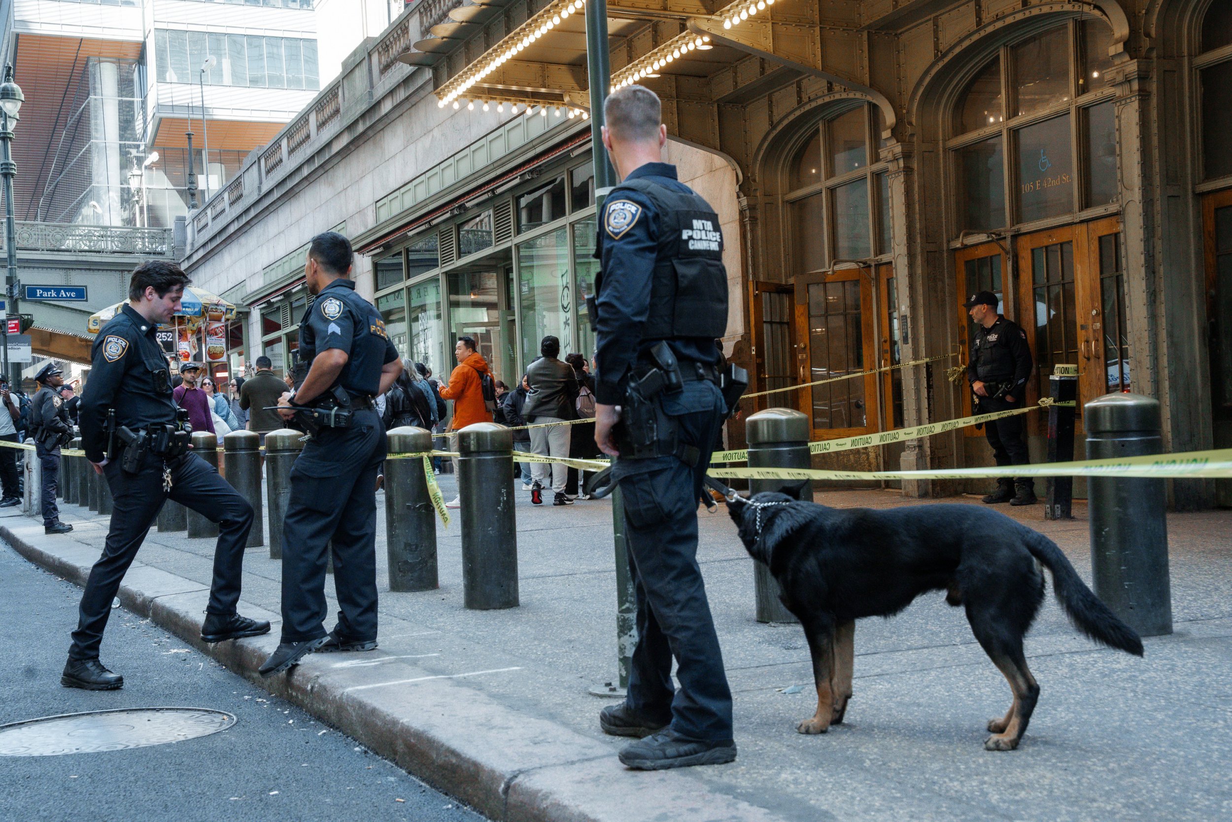 Attacker shot after stabbing three people with machete in Grand Central ...