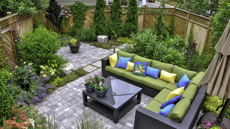 10 backyard upgrades that are worth the extra cost