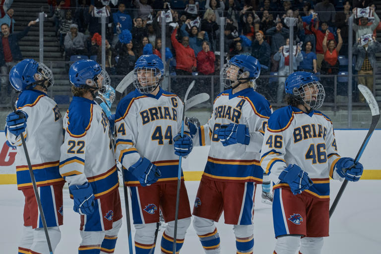 Which 'Off Campus' couples end up together? Book order explained