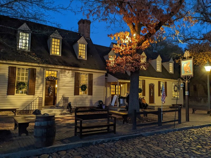 This legendary Virginia tavern served our founding fathers and still ...