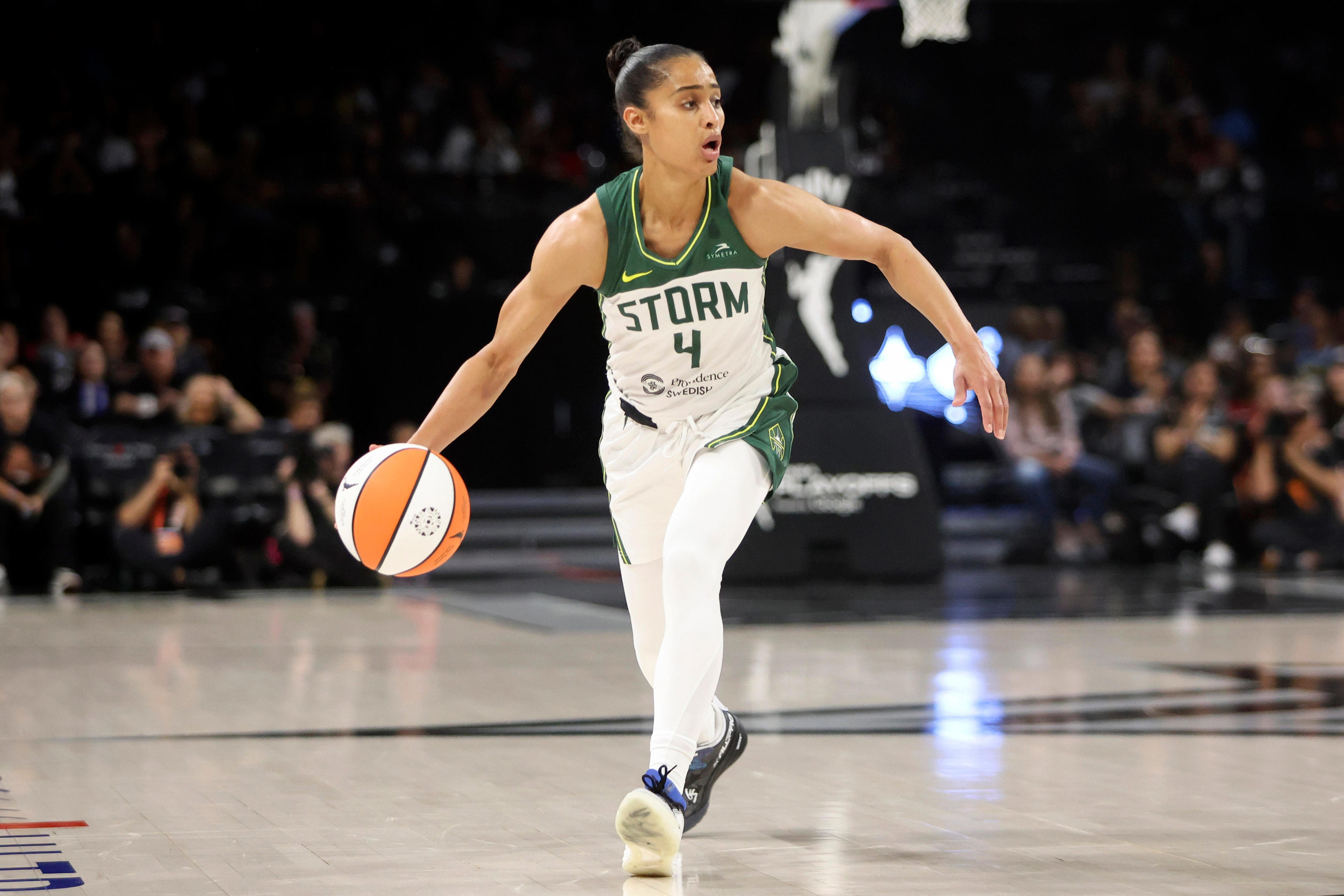 WNBA free agency hits signing day, players make their final decisions ...